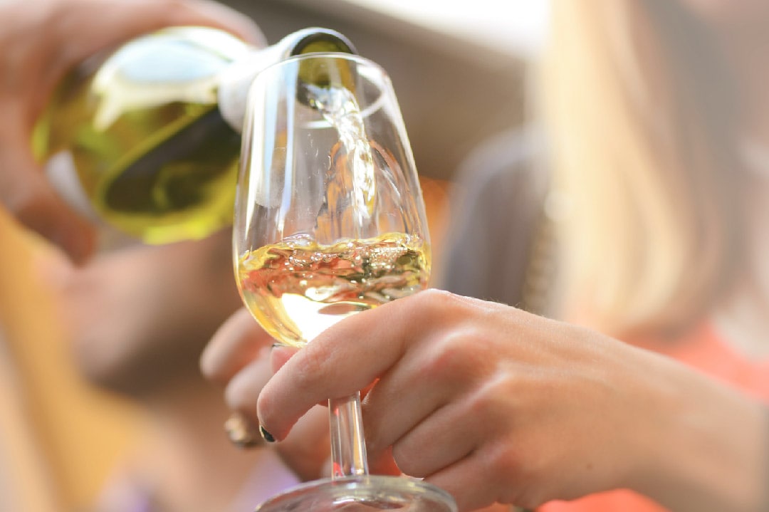 Bebidas para acompañar el pollo | Blog Friko